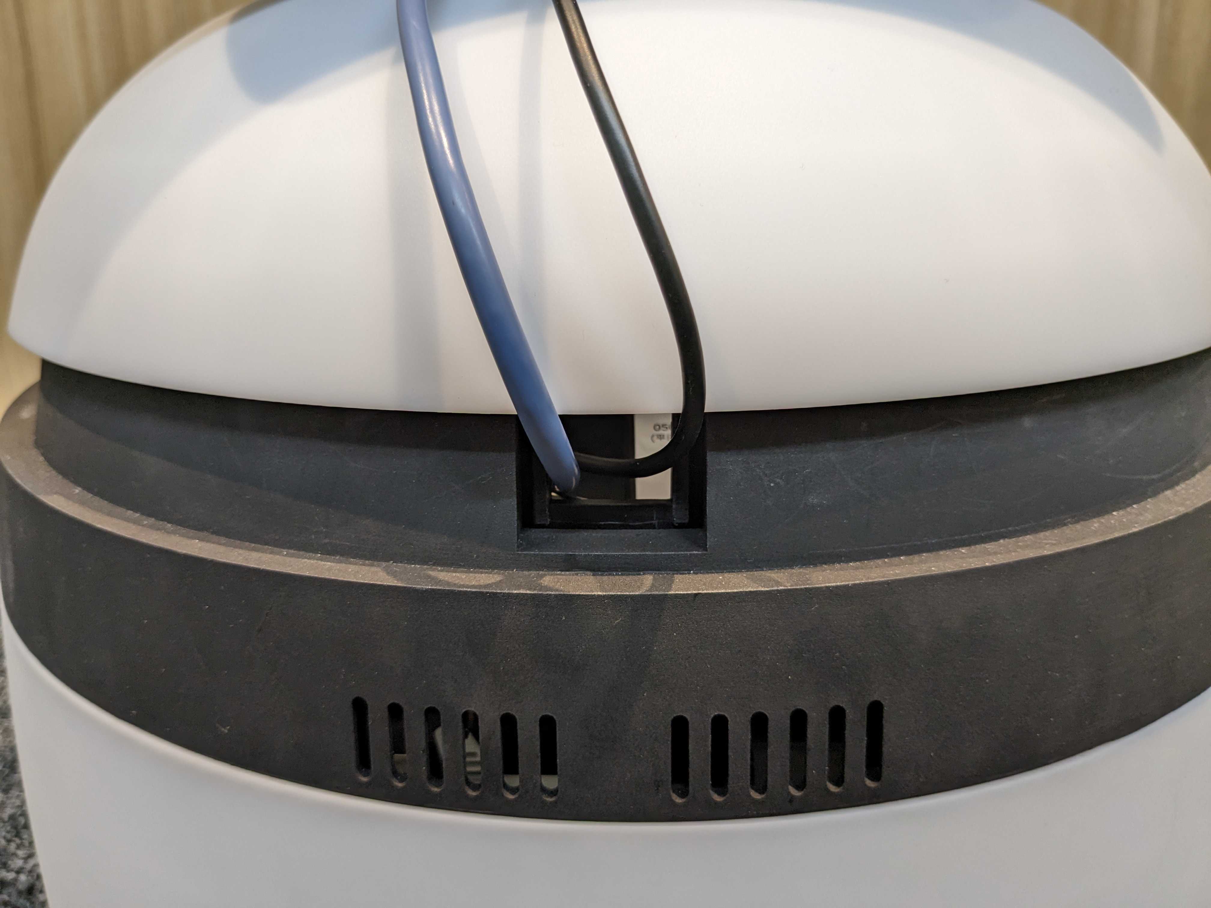 [ugo mini] How to install and remove the router case – ugo Support